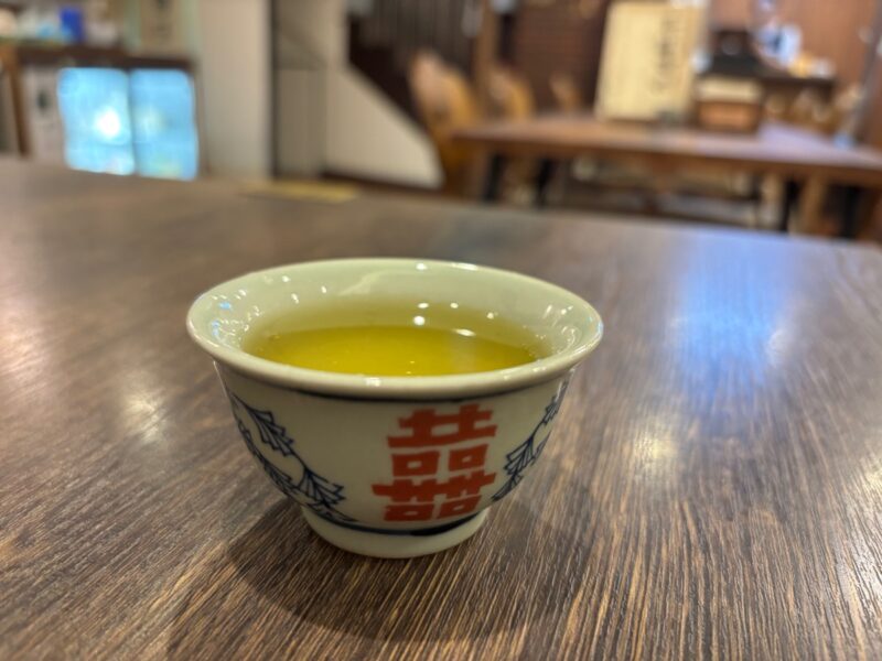芋囍糖水 YUKI SWEETS（大久保）｜台湾スイーツ「桃膠雪燕糖水」と「アズキ芋圓ココナッツミルク」